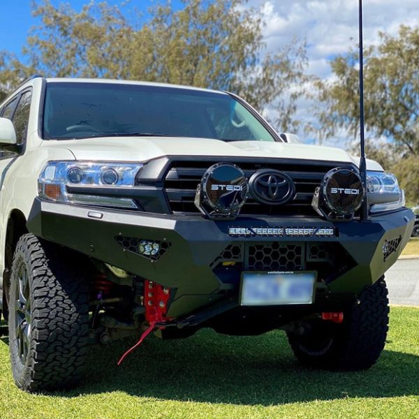 Off-Road Animal Predator Bull bar, Toyota Land Cruiser 200 Series, 2015 ...