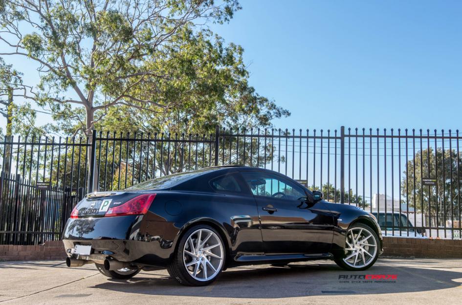 NISSAN 370GT INVERT SILVER MACHINED FACE