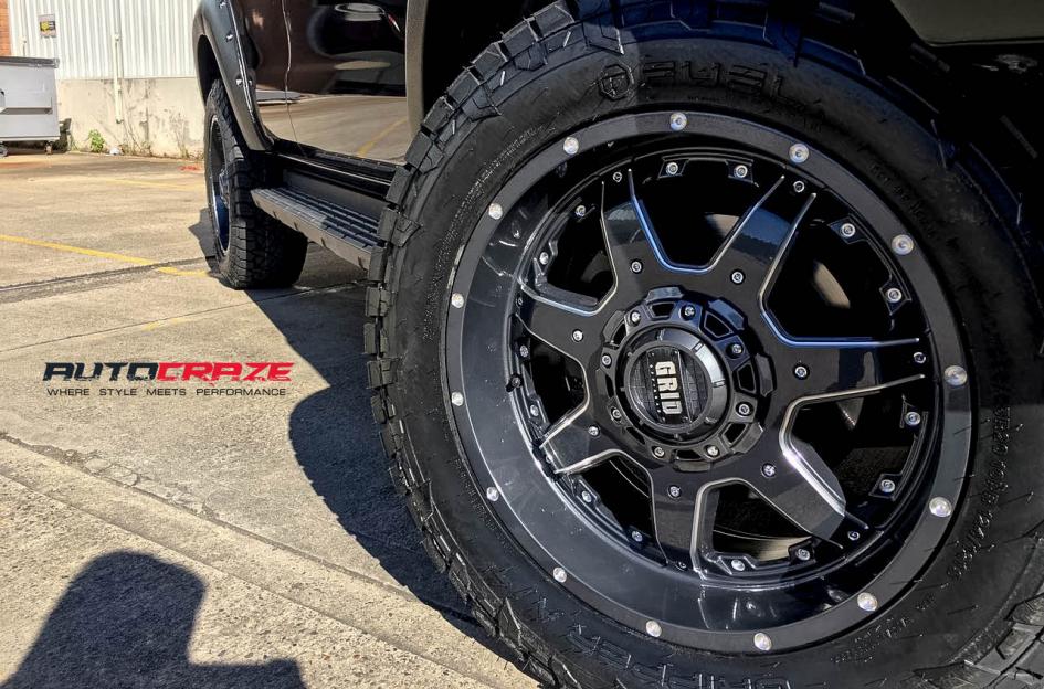 FORD EVEREST GD01 GRAPHITE MILLED ACCENTS WITH CHROME INSERTS