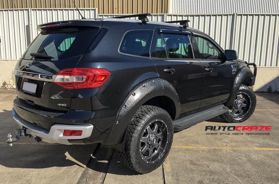 FORD EVEREST GD01 GRAPHITE MILLED ACCENTS WITH CHROME INSERTS