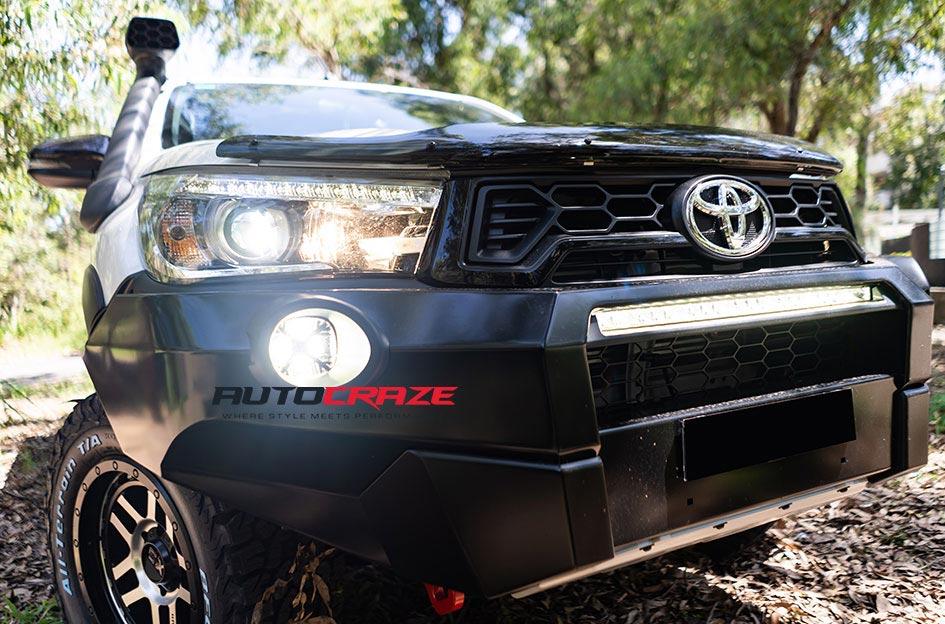 TOYOTA HILUX 4WD RECON SATIN BLACK MACHINED 1547515094 | Car gallery ...