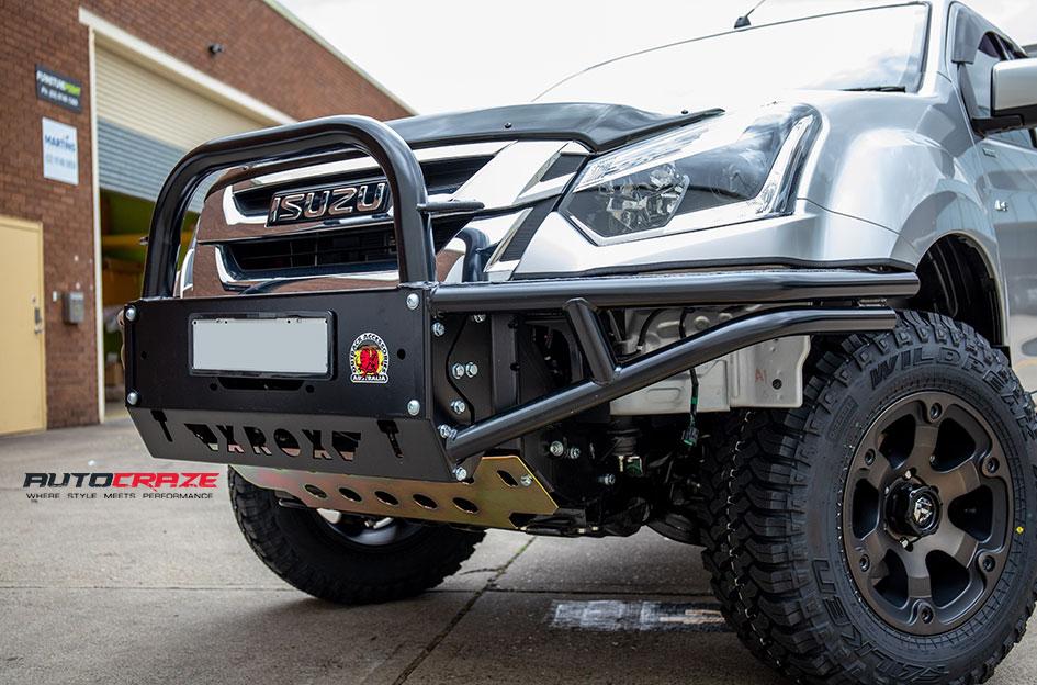 ISUZU DMAX BEAST BLACK MACHINED WITH DARK TINT 1543299361 | Car gallery ...