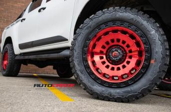 TOYOTA HILUX 4WD ZEPHYR CANDY RED 1547246480 | Car gallery|- Auto Craze